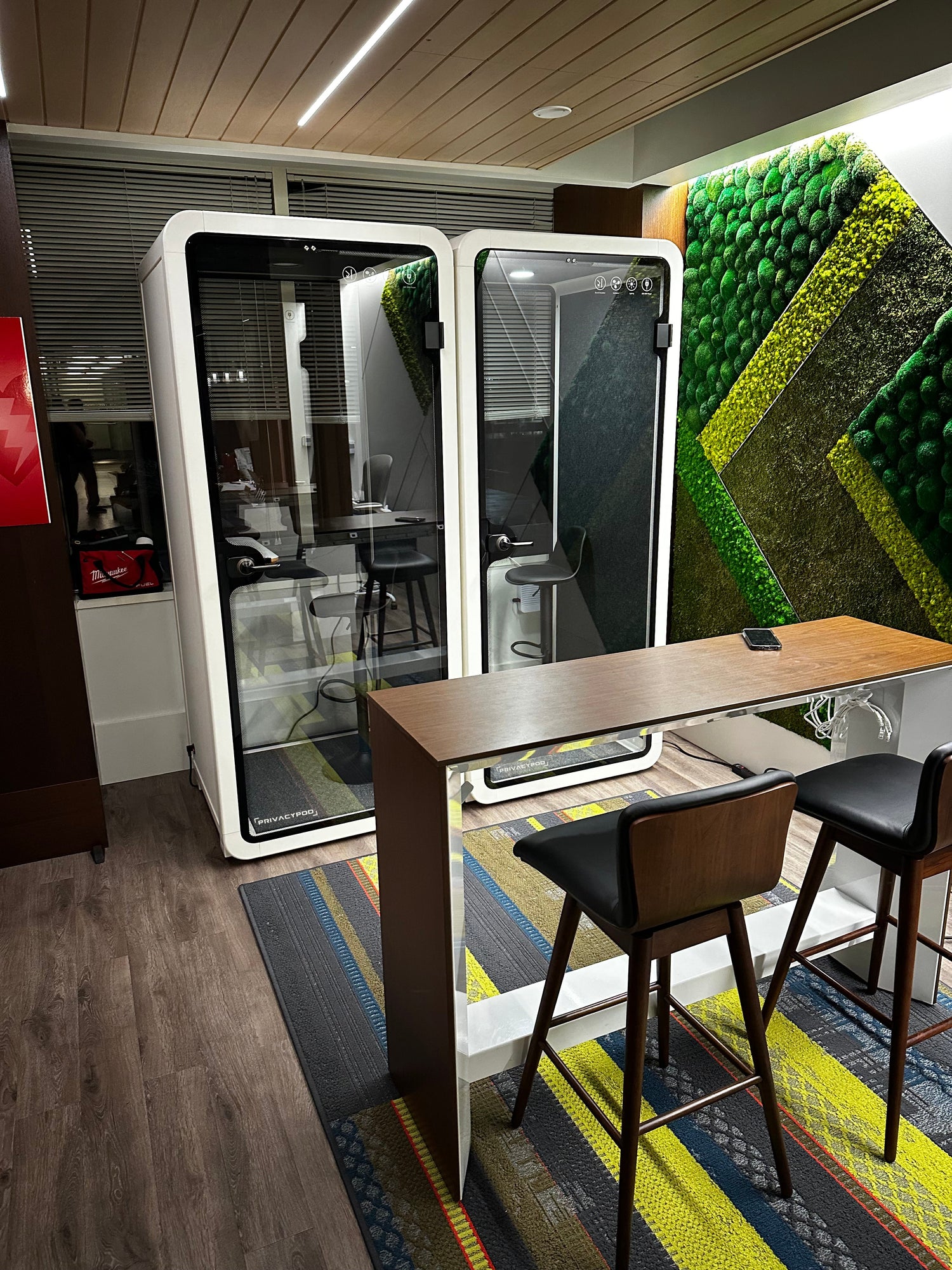 Redefining Study Spaces: The Use of Office Meeting Pods in Libraries ...